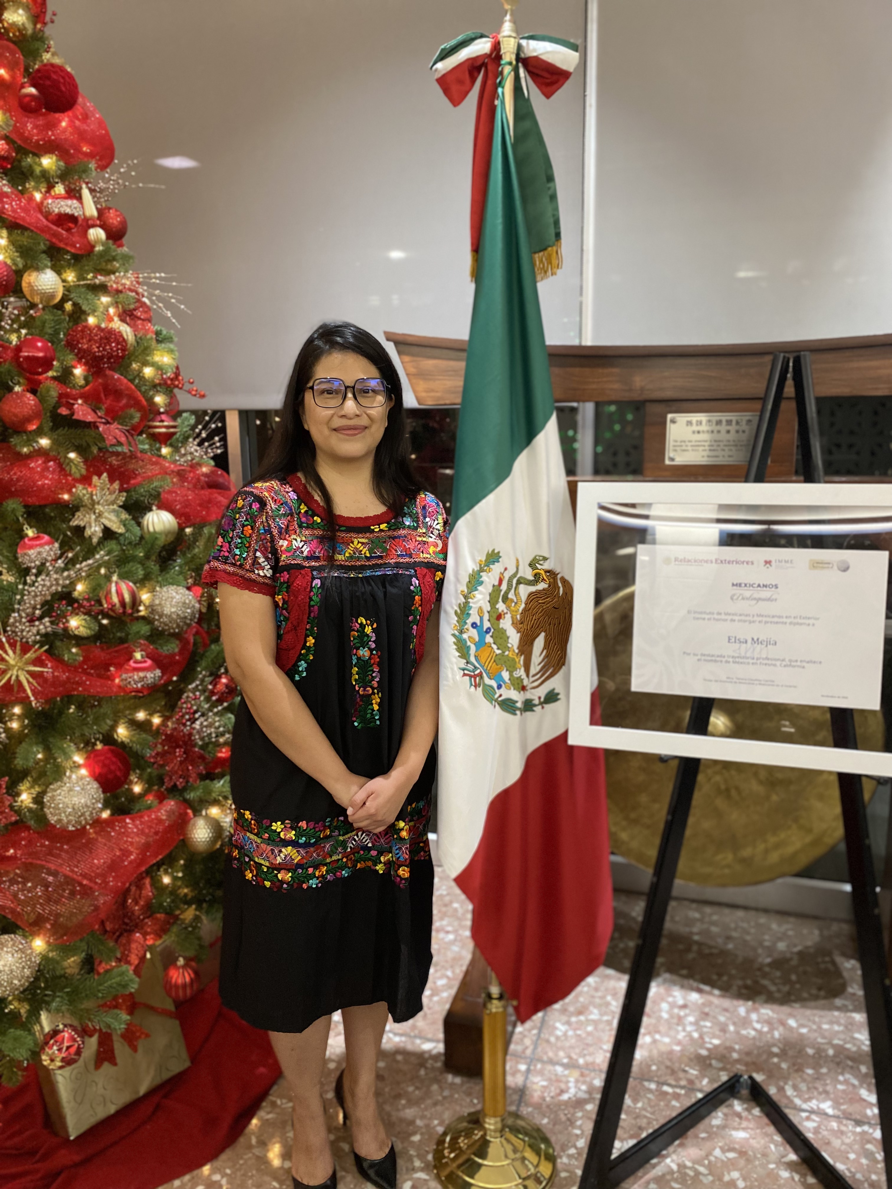 Councilmember Elsa Mejía honored with Mexicanos Distinguidos Award ...